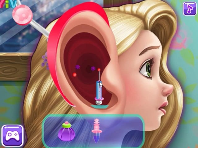 RAPUNZEL EAR SURGERY gioco online | Giochi POMU